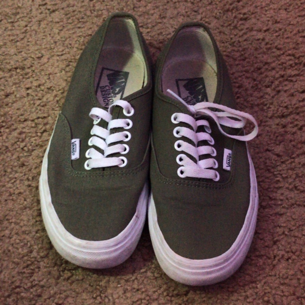 Vans Olive Green Authentic Low Rise Shoe - Gem